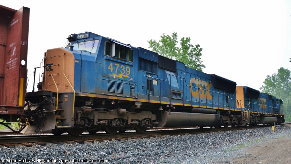 CSX 4739